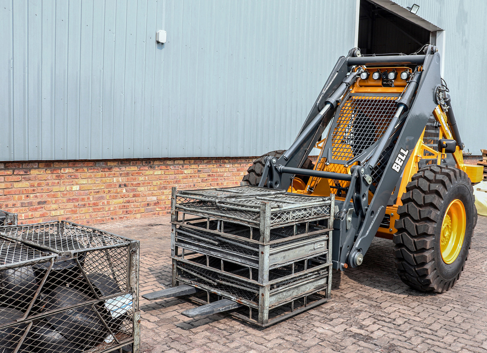 TRI-WHEELER,LOGGER,TURBO,225F (SA spec) – Edge Equipment Specialists